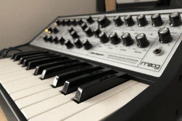 What Is A Synthesizer | Define Synthesizer | Music Gateway
