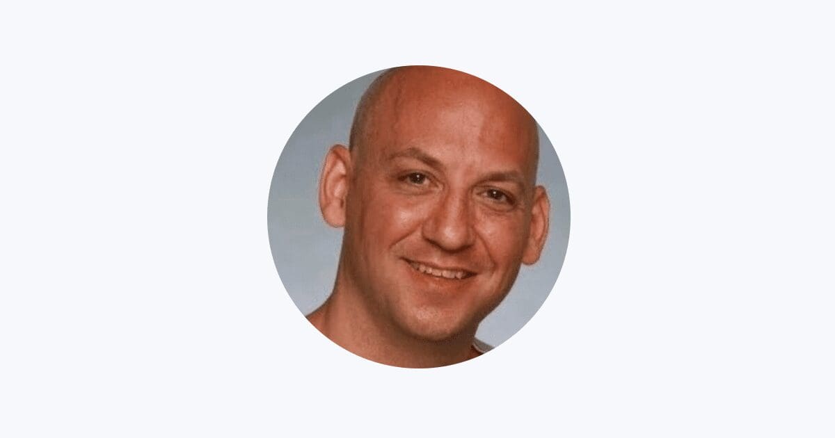 Demian Slade | Мusic Gateway