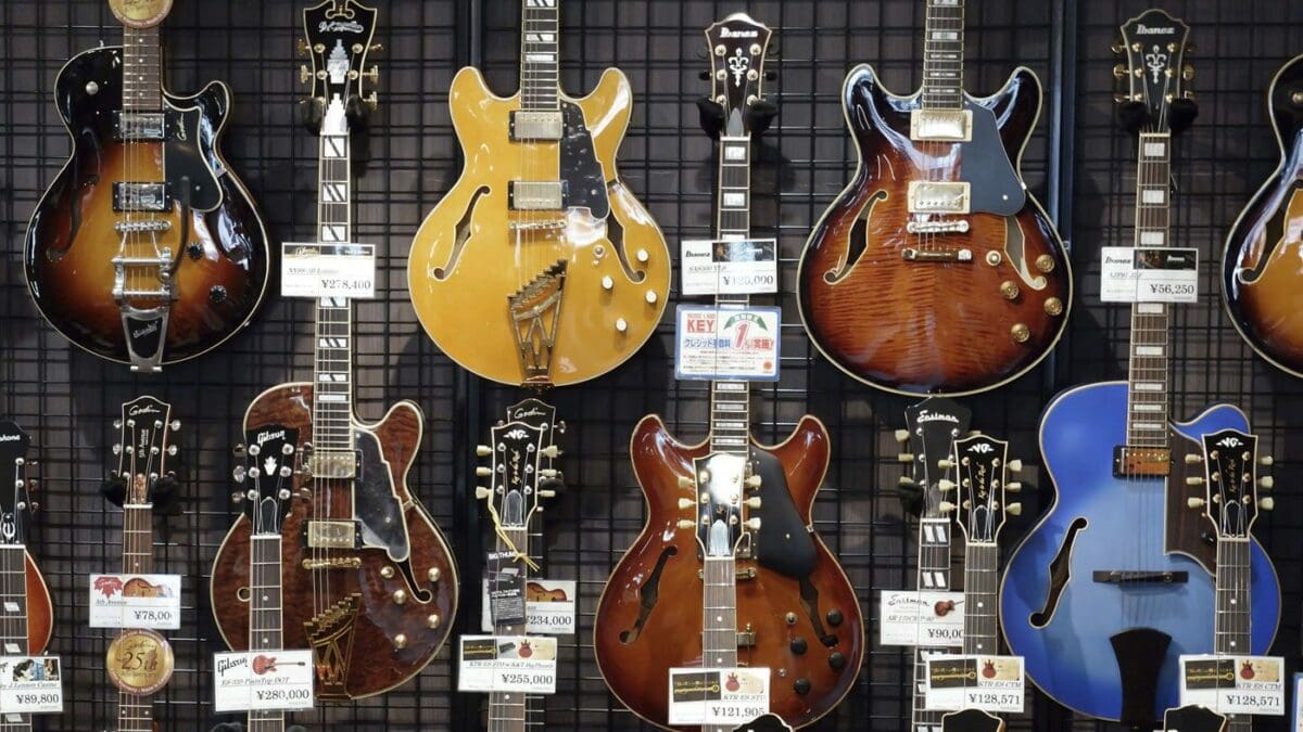 Free Guitars | Мusic Gateway