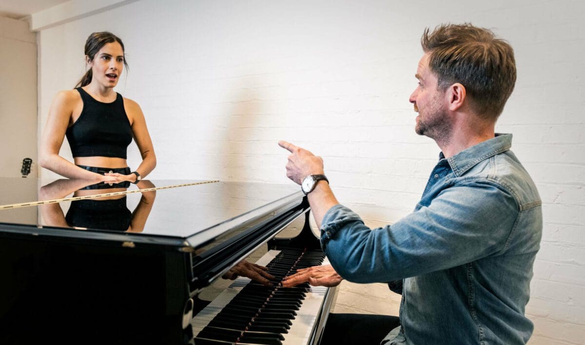 Vocal Coach | Мusic Gateway